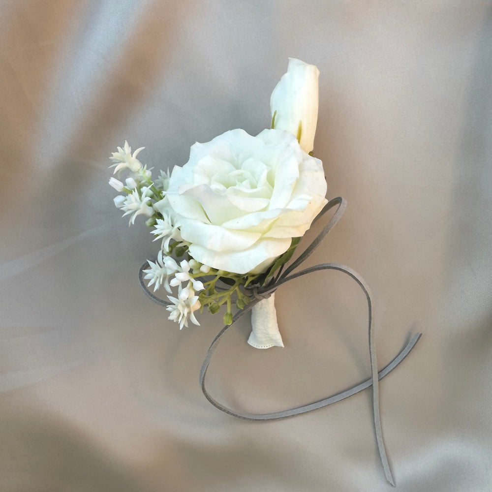 Garden White - Buttonhole & Pocket Flower